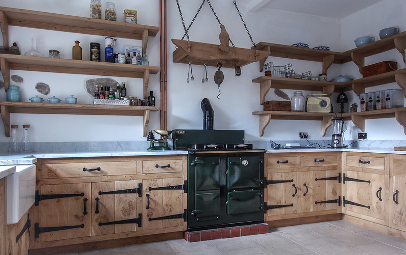 Bespoke Farmhouse Kitchens | Traditional Kitchen Design.