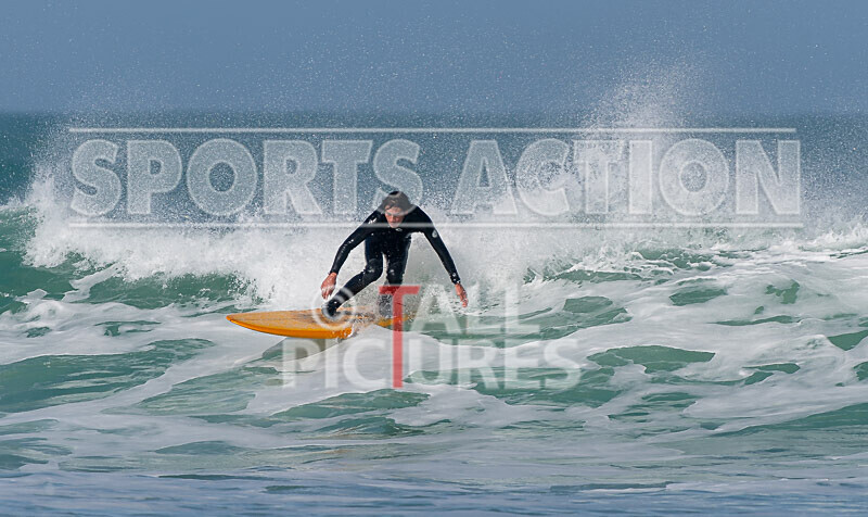 Vazon Surfing_12-03-2022-20