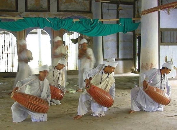 Dancing monks